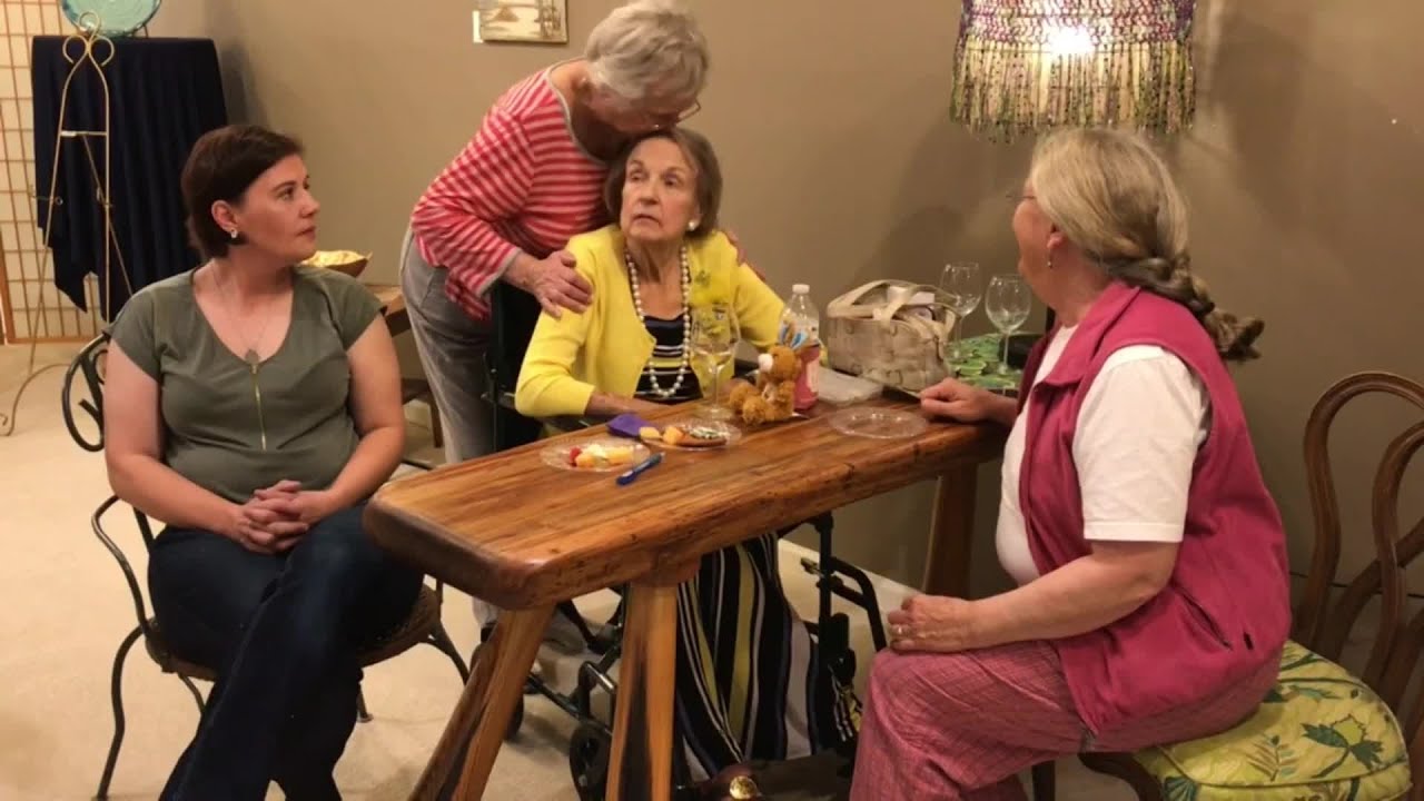 NC hospice patient's final wish comes true when she gets her first art show