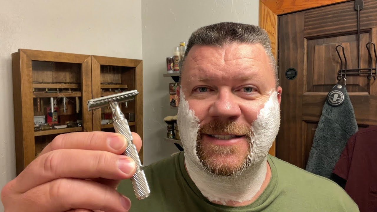 The Razorock Gamechanger Razor || #matthewshaves 