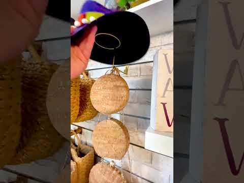 Slatwall Display Solutions | Water From Wine, Tacoma WA | American Retail Supply