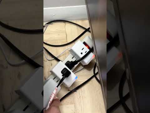 Here's the difference between extension cords & surge protectors πβ‘οΈLink in comments