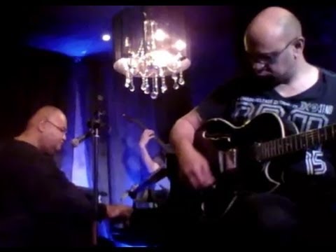 Frazer Goodman-Girl from Ipenema Live @ Vault Restaurant Southport Gold Coast