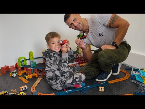 Building a Huge Thomas & Friends Train Track!