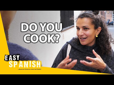 What Do the Spanish Like to Cook? | Easy Spanish 322