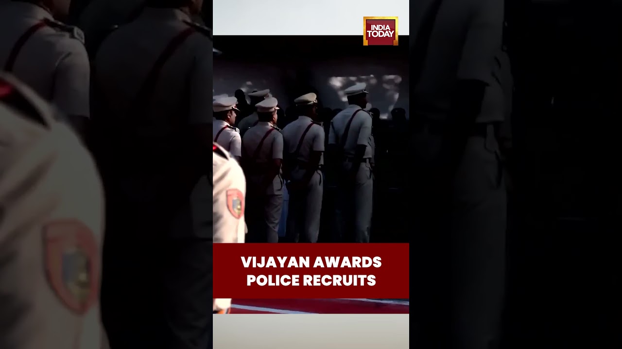 CM Vijayan Honors Kerala Police Officers | #pinarayivijayan #keralapolice #parade #lawenforcement