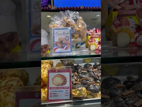 Beard Papa's Cream puffs