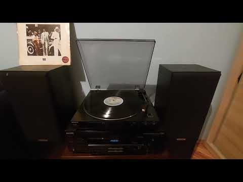 Sony Turntable PS-LX45 and FM Stereo Receiver STR-DE515 startup
