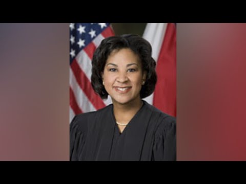 Judge Alexandra Smoots-Thomas, of Texas, indicted on allegations of wire fraud