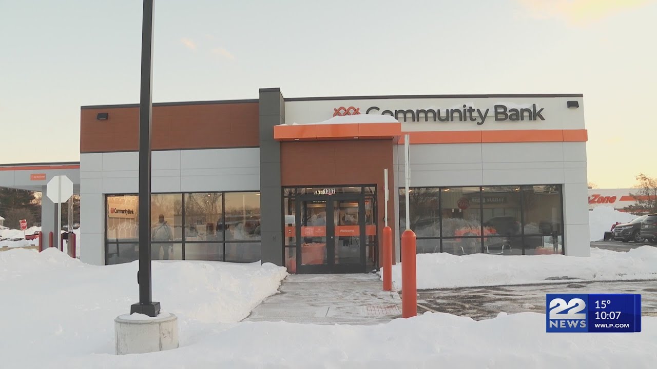 Community Bank opens new branch in Springfield