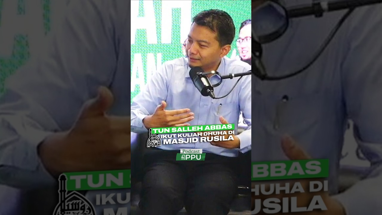 Almarhum Tun Salleh Abbas duduk depan dalam Kuliah Dhuha Masjid Rusila!