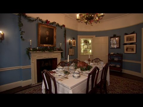 Charles Dickens Museum celebrates Christmas the old fashioned way