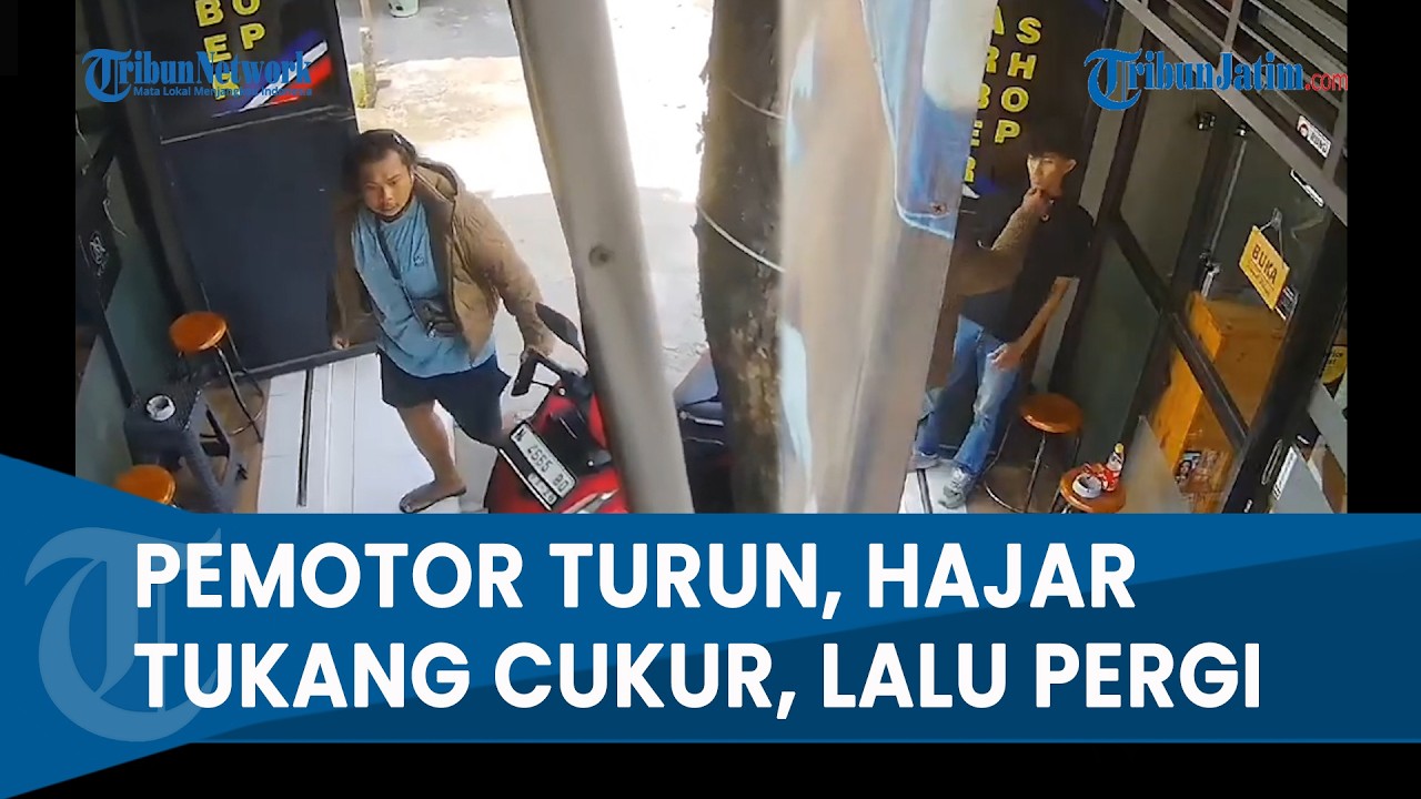 A man, witnessed chasing a motorcyclist, came to a barbershop and beat up a barber in Surabaya.