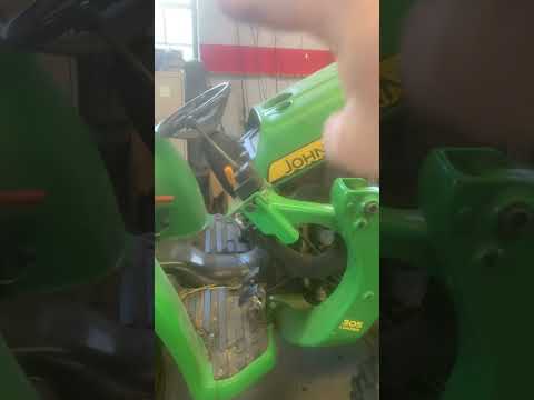 John Deere Tractor Dies? Dirty Fuel Tank Fix (3032E)