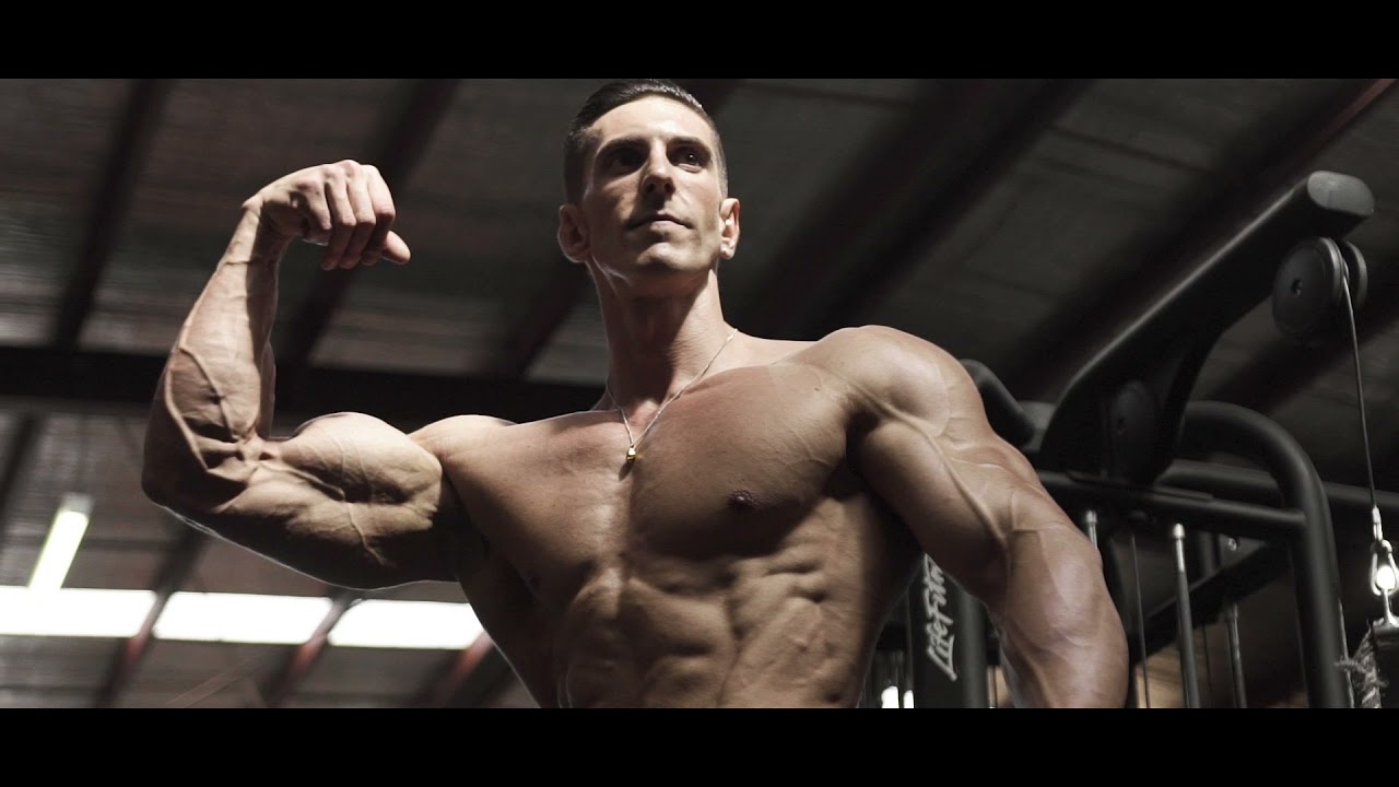 Shredded Fitness Muscle Model Jordan Madaschi Gym Pump Motivation Styrke Studio