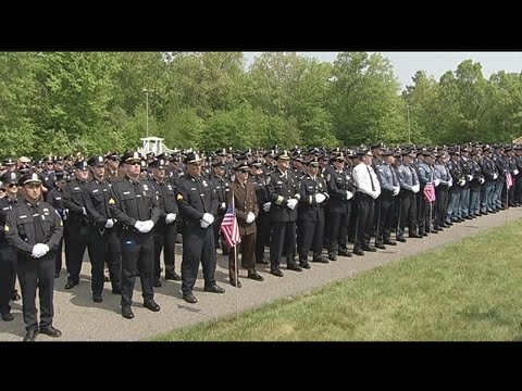 Thousands paid respects to Officer Ronald Tarentino