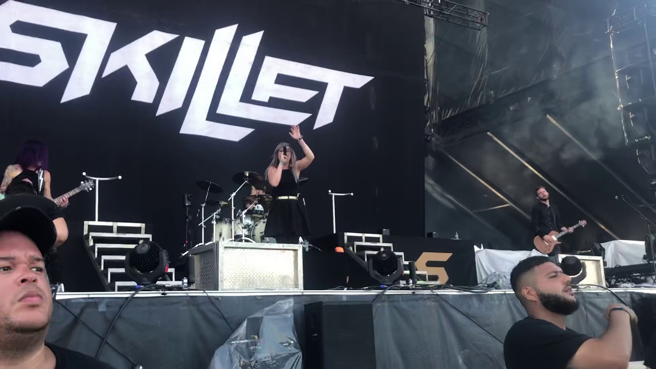 Skillet - Hero Live Heavy Montreal 2019