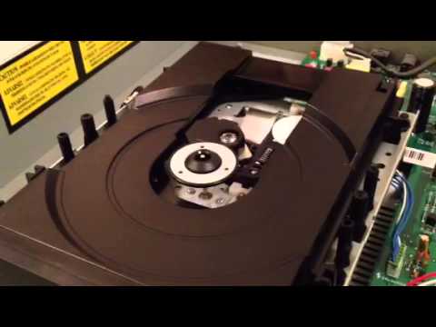 Arcam CD 73 showing the lens is trying to focus - but does not read discs