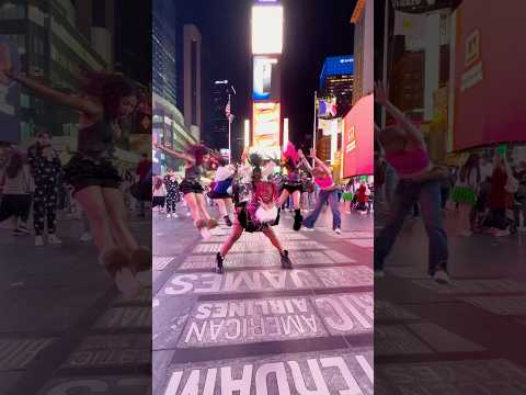 Oh my god𫨠that new beatπ₯ #katseye #gnarly #dance #kpop #nyc #kpopinpublic #dancechallenge #hybe