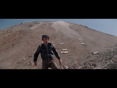 The Burglars (1971) - Jean-Paul Belmondo quarry stunt