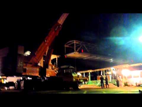 KATO NK-5000 500ton Crane JR亀川駅歩道橋架設
