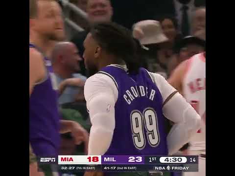Jae Crowder checks in for the game and gets a standing ovation #shorts #nba