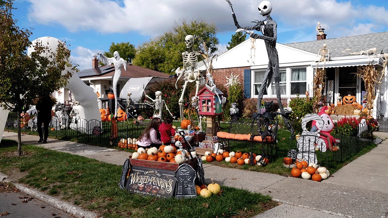 North Tonawanda’s 'Little Library and Pumpkin Patch' brings fall fun to Orchard Place