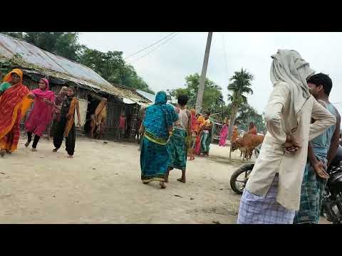 gaon ki ladai dekhe
