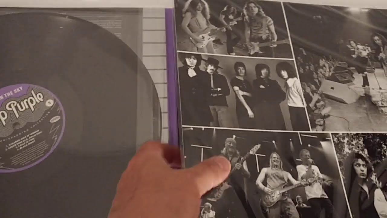 Trifold outer sleeves