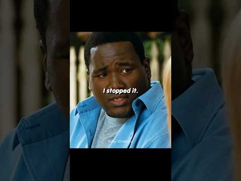 He saved the child from being hurt using his arm 🧔🏾♂️💪🏾 #theblindside