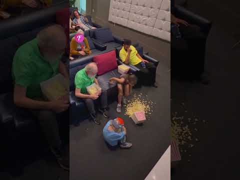 Kindness 🍿 in the Movie Theater: Heartwarming Popcorn Moment #kindness #popcornspill #shorts