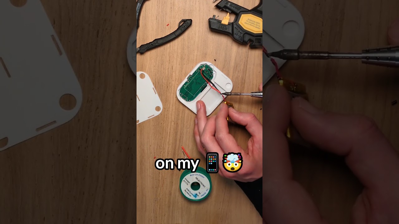 1 minute hack: Game Boy style controller for smartphone