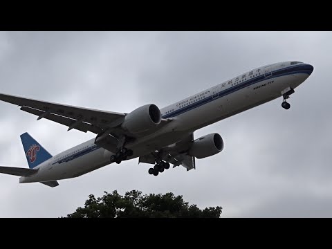 China Southern Airlines Boeing 777-300ER [B-2029] landing at Los Angeles (LAX/KLAX)