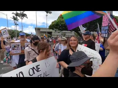Thousands around Hawaii join nationwide 'No Kings' protests