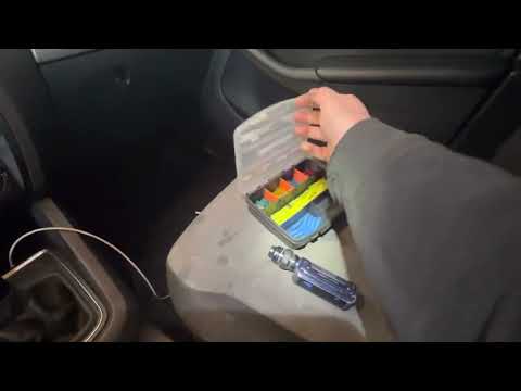 2018 Jetta 12 Volt outlet fuse location