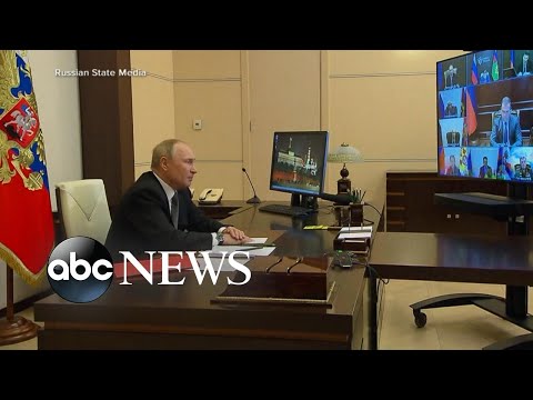 Putin declares martial law in parts of Ukraine l GMA