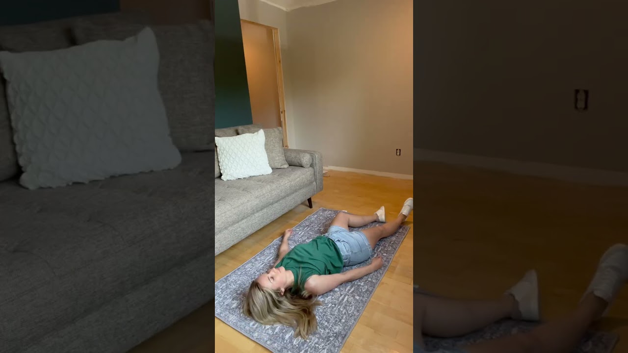 Love our new entryway rug from Tumble #lakehomerenovation