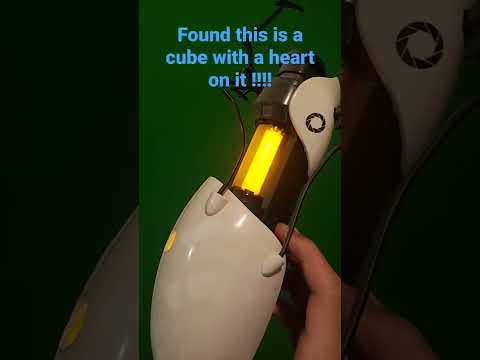 Portal gun from portal 1 and 2