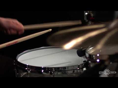 Pearl Masters MRV 22" Am Fusion Shell Pack, Matte White | Gear4music demo