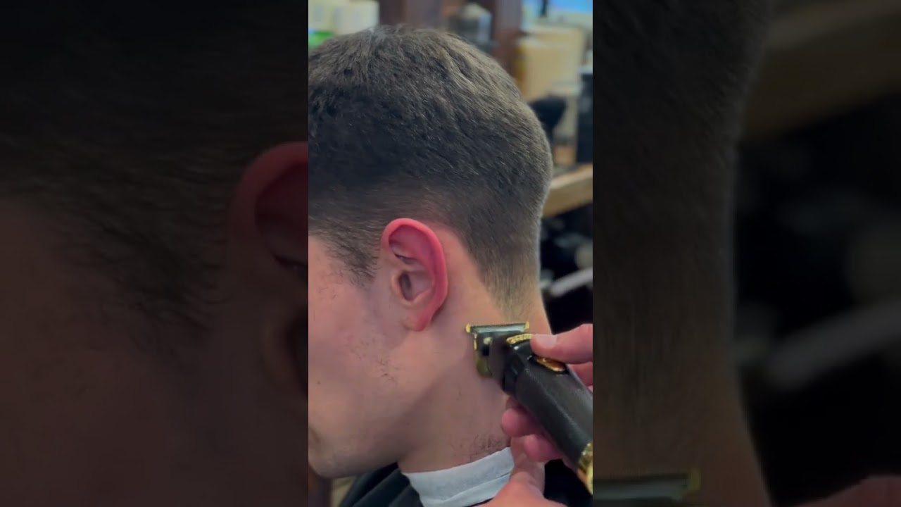 Roland :: Black Sheep Barber Shop - Borbély szalon Budapesten