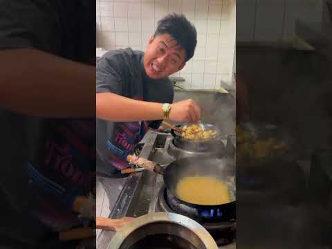 THE ORIGINAL ORANGE CHICKEN #SHORTS #CHINESEFOOD #COOKING