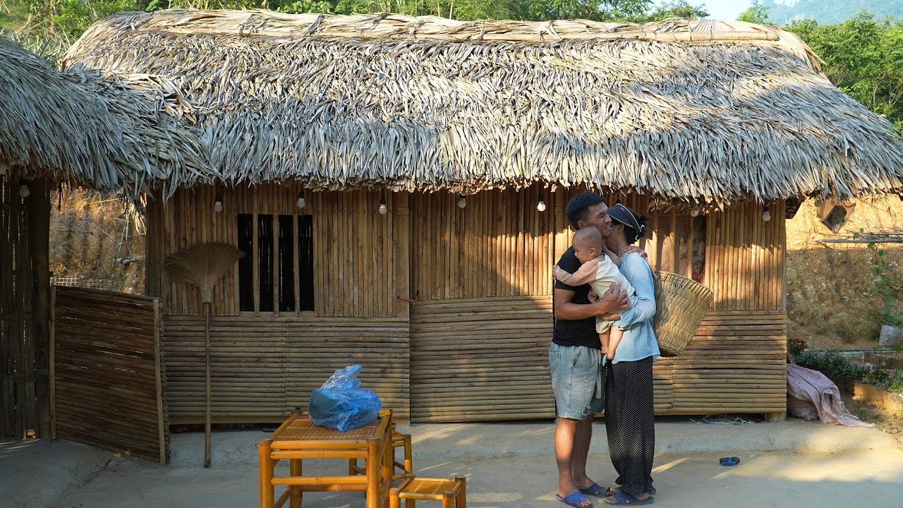 The warm hug Nhi gave Tuan after being apart for many days said it all.