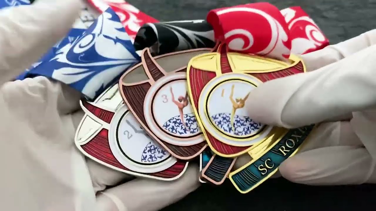 1222 - Gymnastic Dance Oscar Cup Gold Silver And Rose Square Medal ...