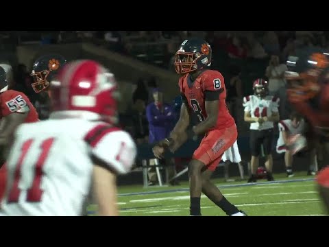 SUPER 7: Bennett's Antonio Davis