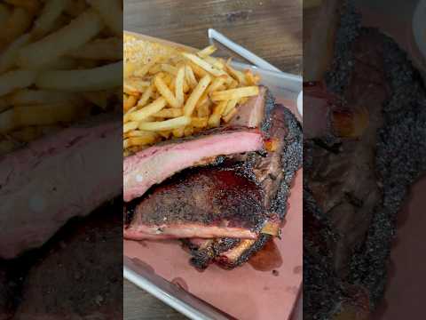 Blanchard’s #BBQ #lafayette #foodie #foodreview #brisket #ribs #macncheese #fyp #viralvideo