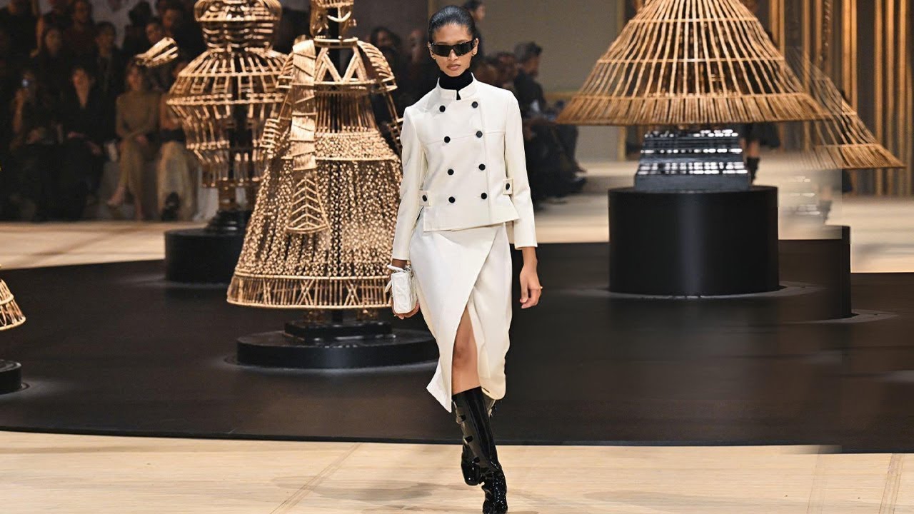 Dior | Fall/Winter 2024/25 | Paris Fashion Week - Official Edit