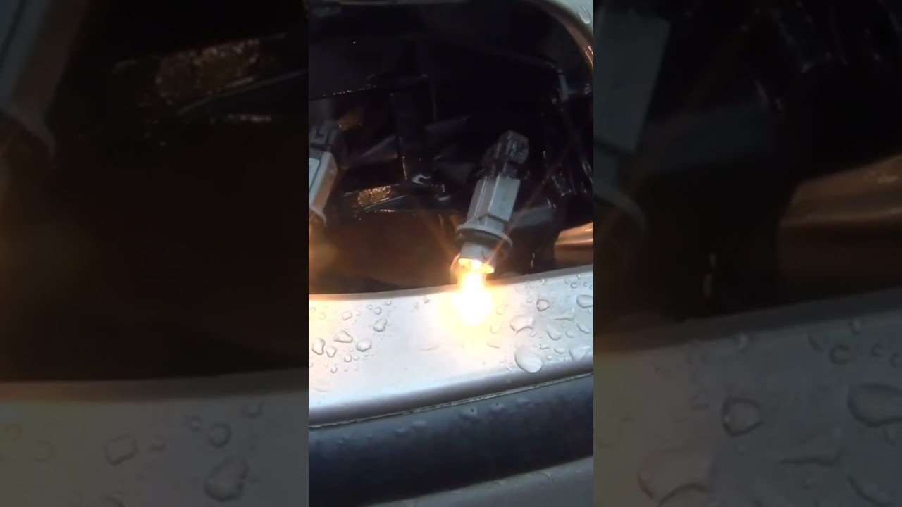 90-93 Honda Accord Corner Light Bulb Replacement