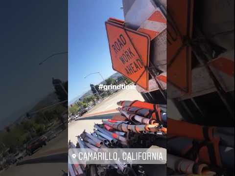 TRAFFIC CONTROL CREW #flagger #flagging #safety #construction #union #work #LIUNA #roadwork #signs