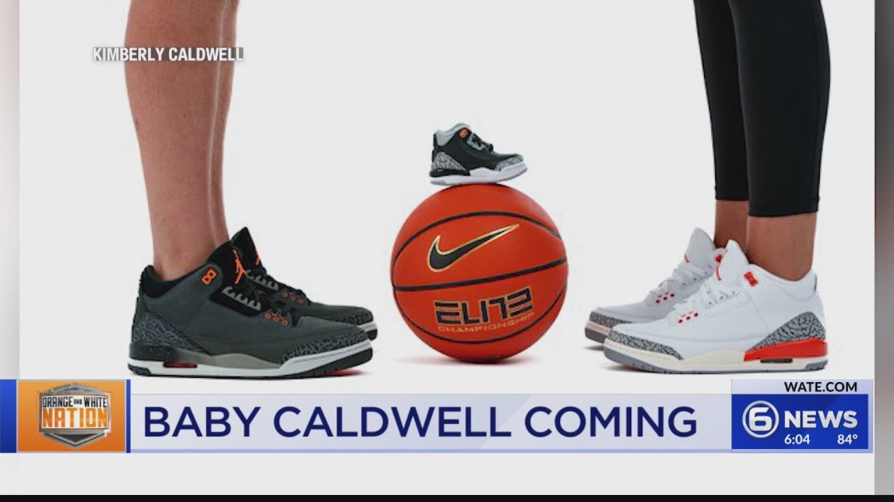 Lady Vols Coach Kim Caldwell Reveals Pregnancy