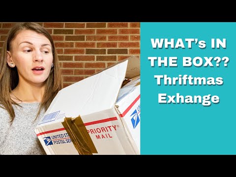 UNBOXING: A Poshmark Thriftmas Exchange with Volver Volver Vintage