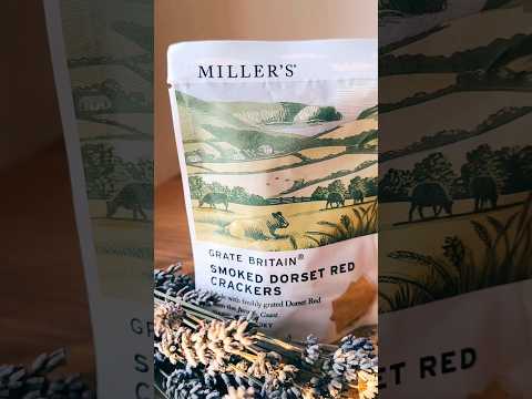 ๐ TRY SOME MILLER'S SMOKED DORSET RED CHEESE CRACKERS WITH ME ๐ #cheese #crackers #food #snacks #red