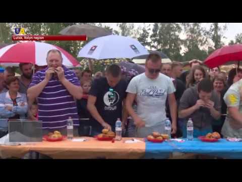Donut Festival on the Ukrainian Lakes: Performances and Culinary Masterpieces